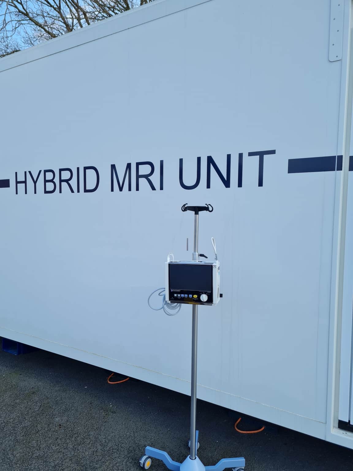 Non-Magnetic MRI Patient Monitor Installed - Probo Medical UK